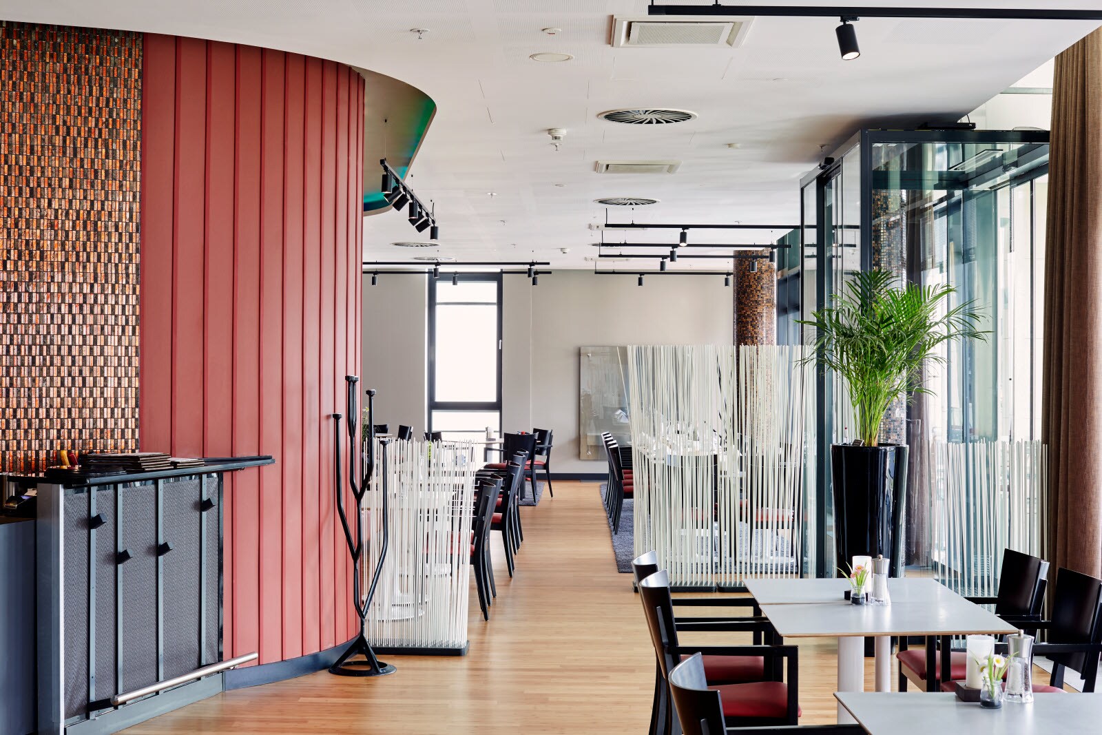 Restaurant und Bar im Scandic Berlin Potsdamer Platz in Berlin ...